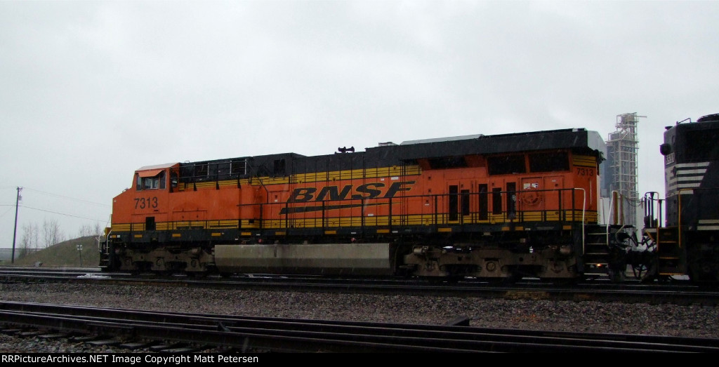BNSF 7313